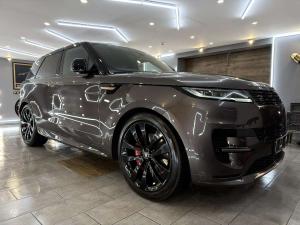 Brown Land Rover Range Rover Sport 2025 in Palanga, with an engine capacity of 3.00 L and mileage of 86 thousand km for 88000 €, photo 12 on AUTOMOTO.COM.LV