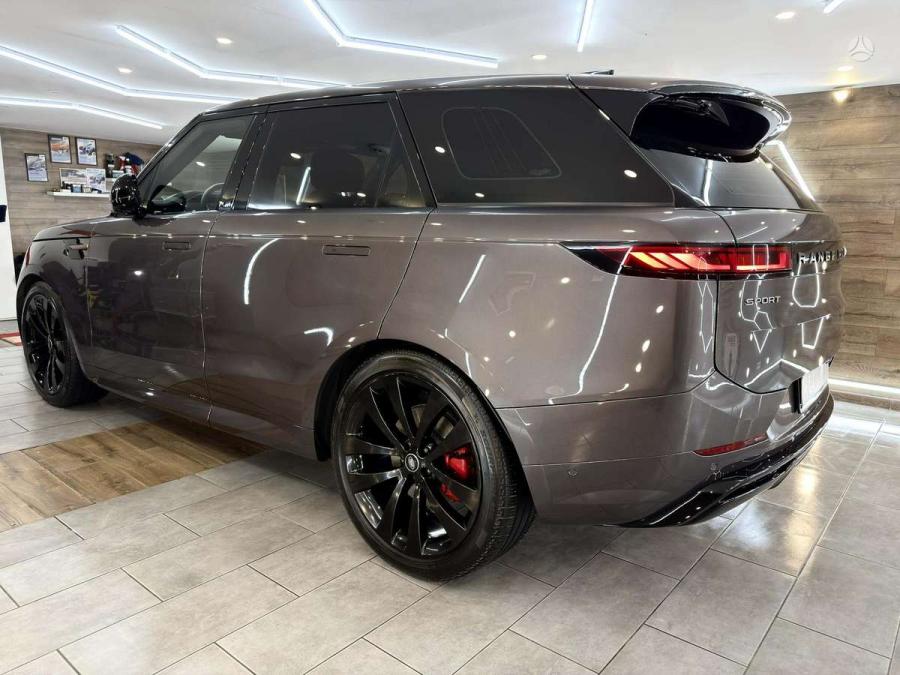 Brown Land Rover Range Rover Sport 2025 in Palanga, with an engine capacity of 3.00 L and mileage of 86 thousand km for 88000 €, photo 13 on AUTOMOTO.COM.LV