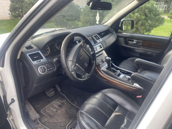 Land Rover Range Rover Sport 2011 in Panevezys, with an engine capacity of 3.00 L and mileage of 274 thousand km for 4200 €, photo 6 on AUTOMOTO.COM.LV