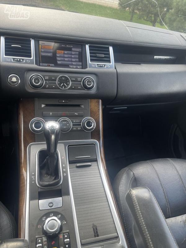 Land Rover Range Rover Sport 2011 in Panevezys, with an engine capacity of 3.00 L and mileage of 274 thousand km for 4200 €, photo 8 on AUTOMOTO.COM.LV