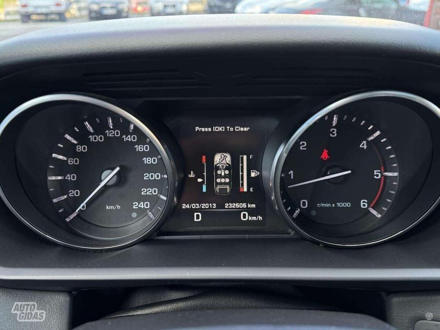 Land Rover Range Rover Sport 2013 in Vilnius, with an engine capacity of 3.00 L and mileage of 233 thousand km for 18000 €, photo 20 on AUTOMOTO.COM.LV