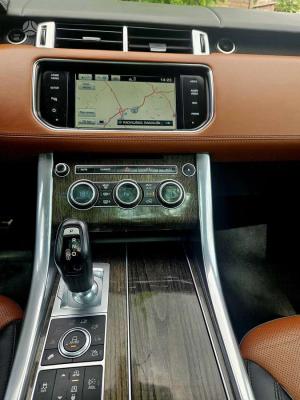 Land Rover Range Rover Sport 2015 in Radviliskis, with an engine capacity of 4.37 L and mileage of 420 thousand km for 13700 €, photo 31 on AUTOMOTO.COM.LV
