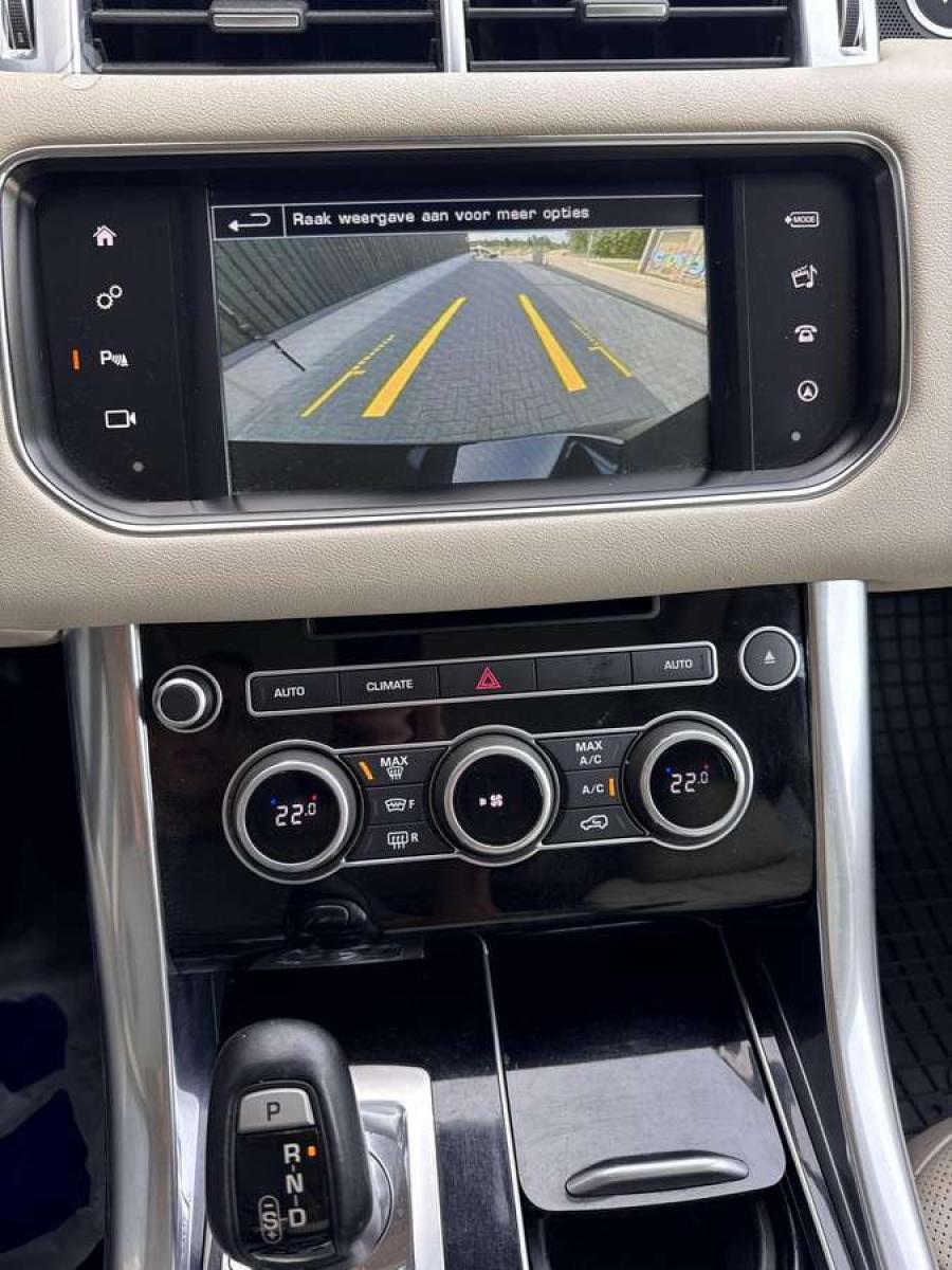 Land Rover Range Rover Sport 2016 Šauļi, ar dzinēja tilpumu 2.99 L un nobraukumu 228 tūkst. km par 13650 €, foto 26 vietnē AUTOMOTO.COM.LV