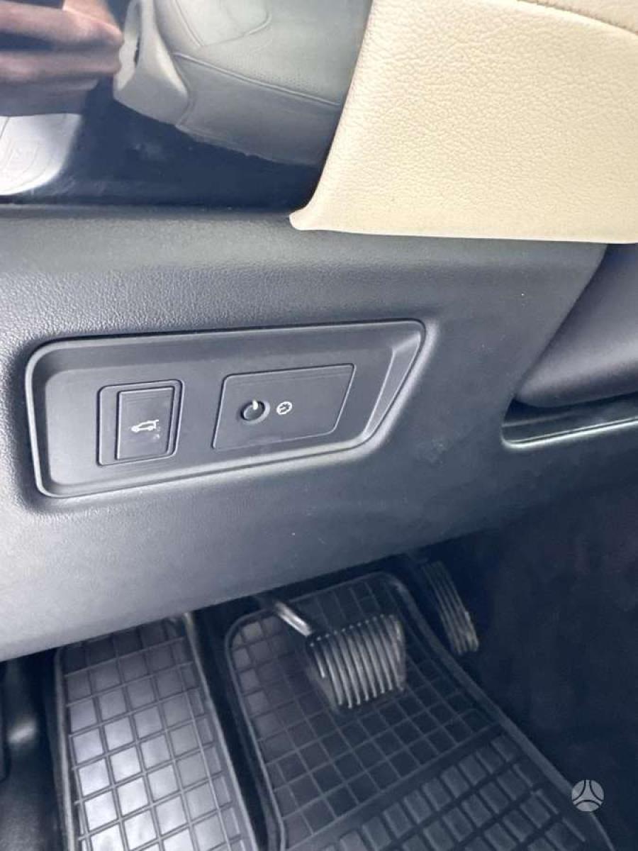 Land Rover Range Rover Sport 2016 Šauļi, ar dzinēja tilpumu 2.99 L un nobraukumu 228 tūkst. km par 13650 €, foto 28 vietnē AUTOMOTO.COM.LV