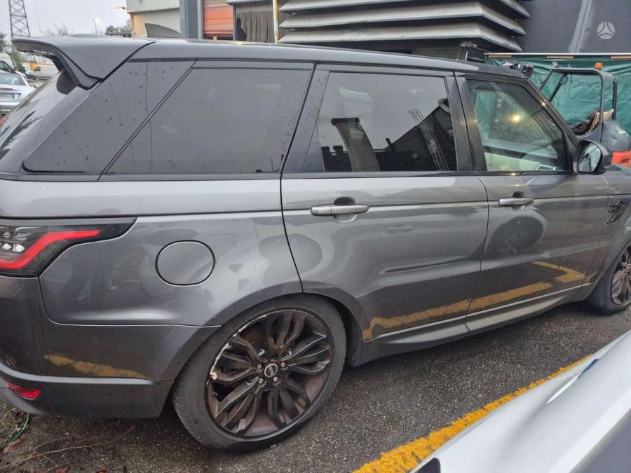 Land Rover Range Rover Sport 2018 Viļņa, ar dzinēja tilpumu 2.99 L un nobraukumu 165 tūkst. km par 19400 €, foto 7 vietnē AUTOMOTO.COM.LV