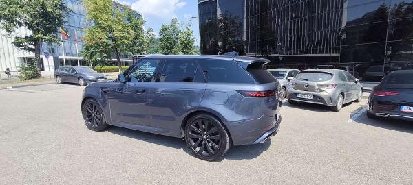 Land Rover Range Rover Sport 2023 in Vilnius, with an engine capacity of 3.00 L and mileage of 95 thousand km for 83000 €, photo 5 on AUTOMOTO.COM.LV
