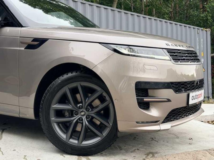 Land Rover Range Rover Sport 2023 in Vilnius, with an engine capacity of 3.00 L and mileage of 70 thousand km for 67900 €, photo 4 on AUTOMOTO.COM.LV