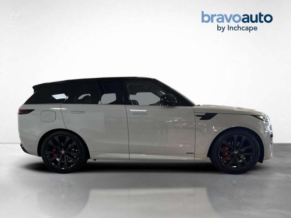Land Rover Range Rover Sport 2024 Viļņa, ar dzinēja tilpumu 3.00 L un nobraukumu 55 tūkst. km par 97000 €, foto 7 vietnē AUTOMOTO.COM.LV