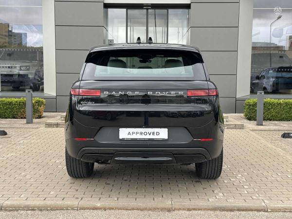 Land Rover Range Rover Sport 2025 in Vilnius, with an engine capacity of 3.00 L and mileage of 14 thousand km for 78900 €, photo 4 on AUTOMOTO.COM.LV