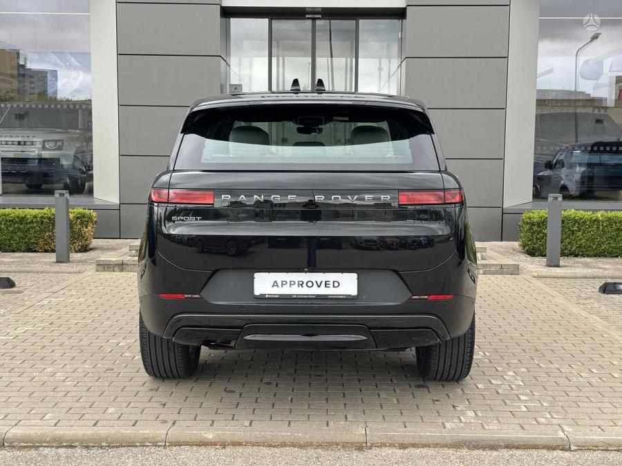 Land Rover Range Rover Sport 2025 in Vilnius, with an engine capacity of 3.00 L and mileage of 14 thousand km for 78900 €, photo 5 on AUTOMOTO.COM.LV