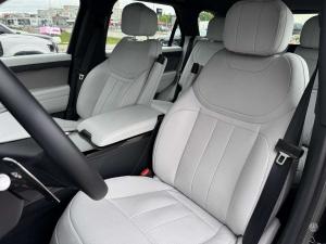Land Rover Range Rover Sport 2025 in Vilnius, with an engine capacity of 3.00 L and mileage of 14 thousand km for 78900 €, photo 9 on AUTOMOTO.COM.LV