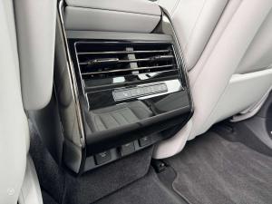 Land Rover Range Rover Sport 2025 in Vilnius, with an engine capacity of 3.00 L and mileage of 14 thousand km for 78900 €, photo 11 on AUTOMOTO.COM.LV