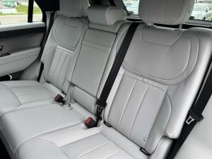 Land Rover Range Rover Sport 2025 in Vilnius, with an engine capacity of 3.00 L and mileage of 14 thousand km for 78900 €, photo 13 on AUTOMOTO.COM.LV