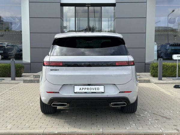 Land Rover Range Rover Sport 2026 Viļņa, ar dzinēja tilpumu 3.00 L un nobraukumu 10 tūkst. km par 119000 €, foto 6 vietnē AUTOMOTO.COM.LV