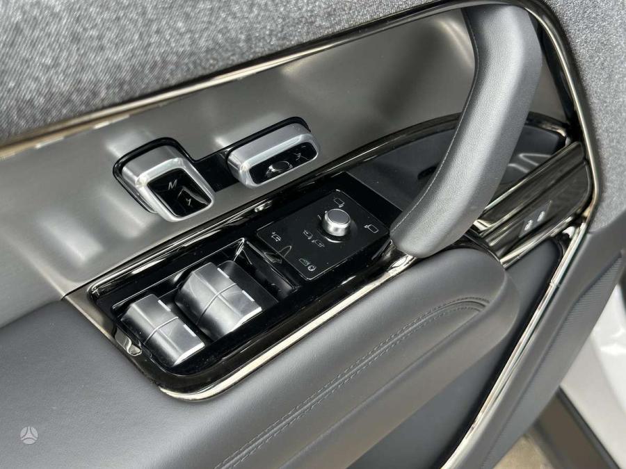 Land Rover Range Rover Sport 2026 Viļņa, ar dzinēja tilpumu 3.00 L un nobraukumu 10 tūkst. km par 119000 €, foto 9 vietnē AUTOMOTO.COM.LV