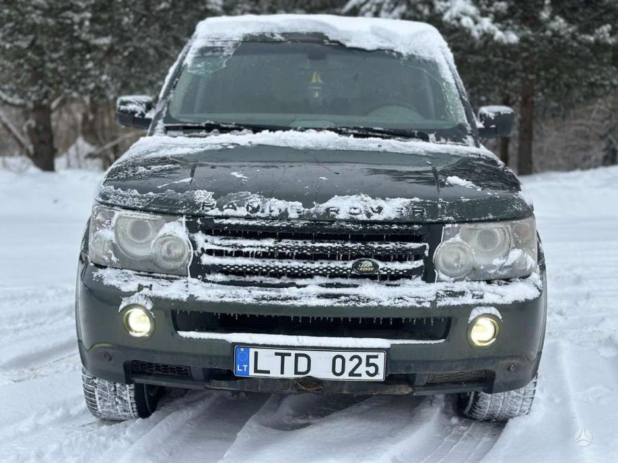 Green Land Rover Range Rover Sport 2008 in Vilnius, with an engine capacity of 3.63 L and mileage of 420 thousand km for 2650 €, photo 5 on AUTOMOTO.COM.LV