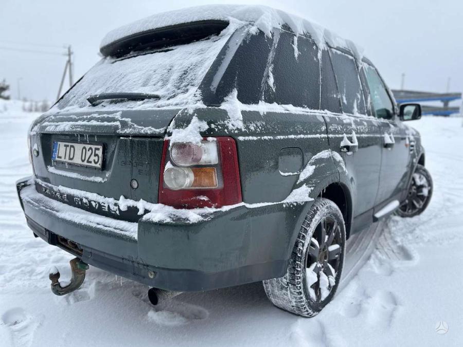 Green Land Rover Range Rover Sport 2008 in Vilnius, with an engine capacity of 3.63 L and mileage of 420 thousand km for 2650 €, photo 10 on AUTOMOTO.COM.LV