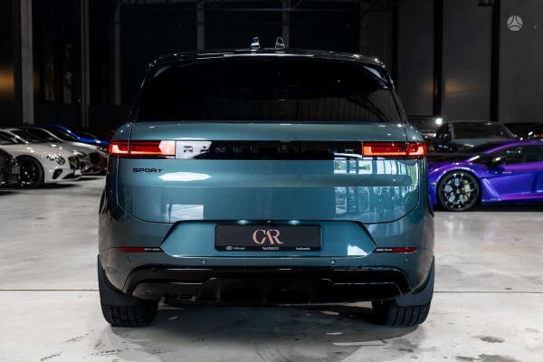 Zaļš Land Rover Range Rover Sport 2023 Rīga, ar dzinēja tilpumu 3.00 L un nobraukumu 21 tūkst. km par 89000 €, foto 5 vietnē AUTOMOTO.COM.LV