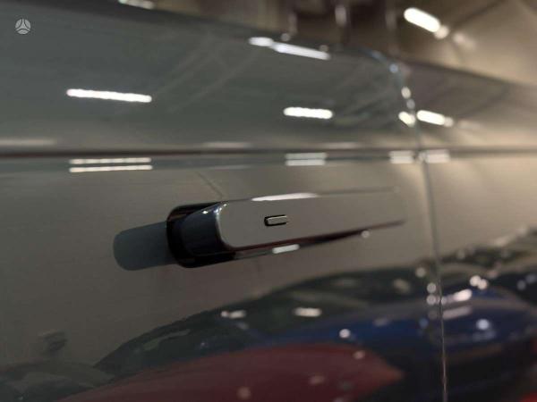 Zaļš Land Rover Range Rover Sport 2023 Viļņa, ar dzinēja tilpumu 4.40 L un nobraukumu 60 tūkst. km par 93000 €, foto 10 vietnē AUTOMOTO.COM.LV