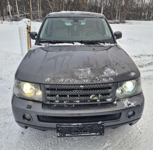 Grey Land Rover Range Rover Sport 2005 in Utena, with an engine capacity of 2.72 L and mileage of 360 thousand km for 4950 €, photo 3 on AUTOMOTO.COM.LV