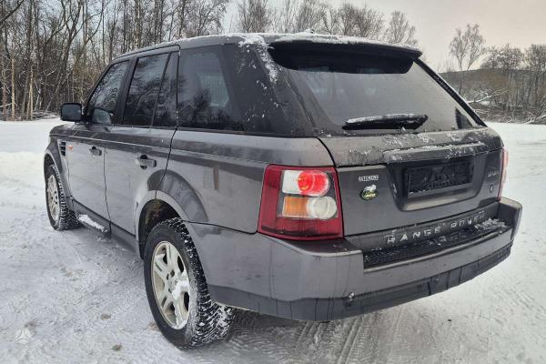 Grey Land Rover Range Rover Sport 2005 in Utena, with an engine capacity of 2.72 L and mileage of 360 thousand km for 4950 €, photo 10 on AUTOMOTO.COM.LV