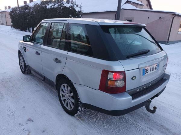 Pelēks Land Rover Range Rover Sport 2006 Tauragė, ar dzinēja tilpumu 2.72 L un nobraukumu 289 tūkst. km par 3800 €, foto 5 vietnē AUTOMOTO.COM.LV