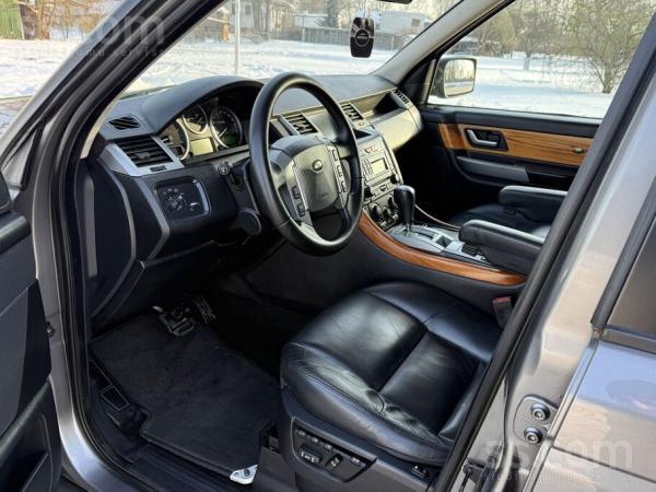 Pelēks Land Rover Range Rover Sport 2007 Rīga, ar dzinēja tilpumu 3.60 L un nobraukumu 0 tūkst. km par 5450 €, foto 5 vietnē AUTOMOTO.COM.LV