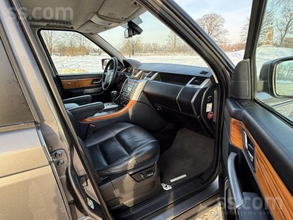 Pelēks Land Rover Range Rover Sport 2007 Rīga, ar dzinēja tilpumu 3.60 L un nobraukumu 0 tūkst. km par 5450 €, foto 7 vietnē AUTOMOTO.COM.LV