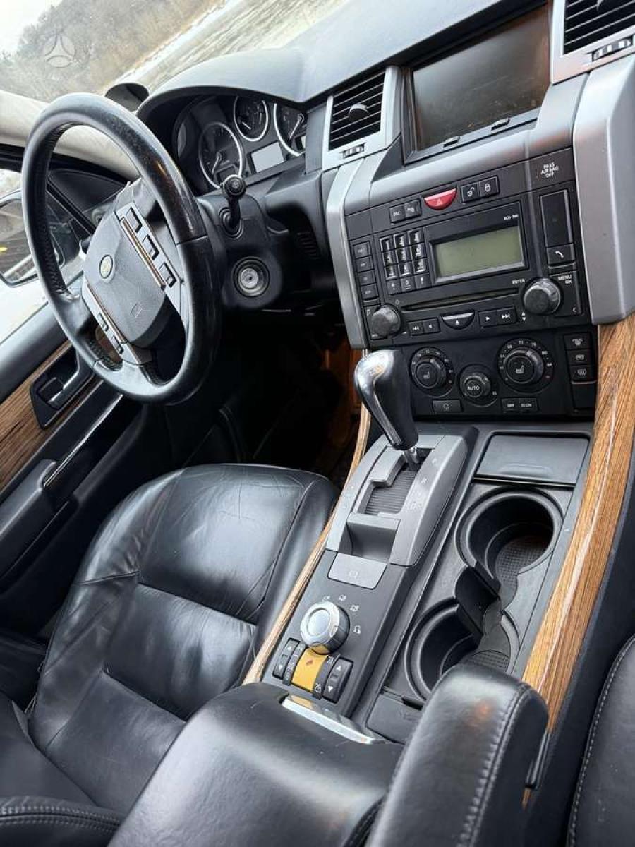 Pelēks Land Rover Range Rover Sport 2008 Kauņa, ar dzinēja tilpumu 4.40 L un nobraukumu 320 tūkst. km par 6200 €, foto 6 vietnē AUTOMOTO.COM.LV