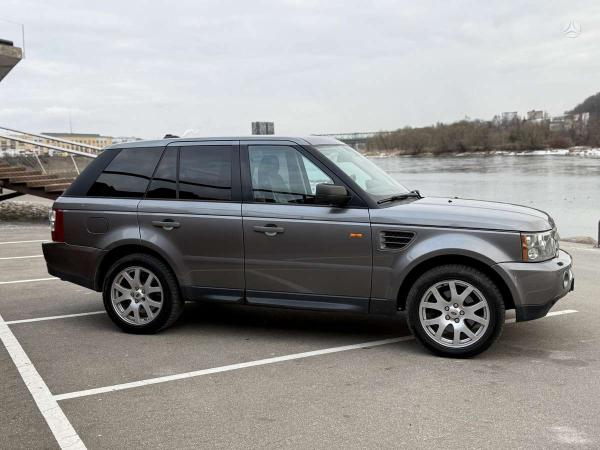 Pelēks Land Rover Range Rover Sport 2008 Kauņa, ar dzinēja tilpumu 4.40 L un nobraukumu 310 tūkst. km par 6300 €, foto 1 vietnē AUTOMOTO.COM.LV