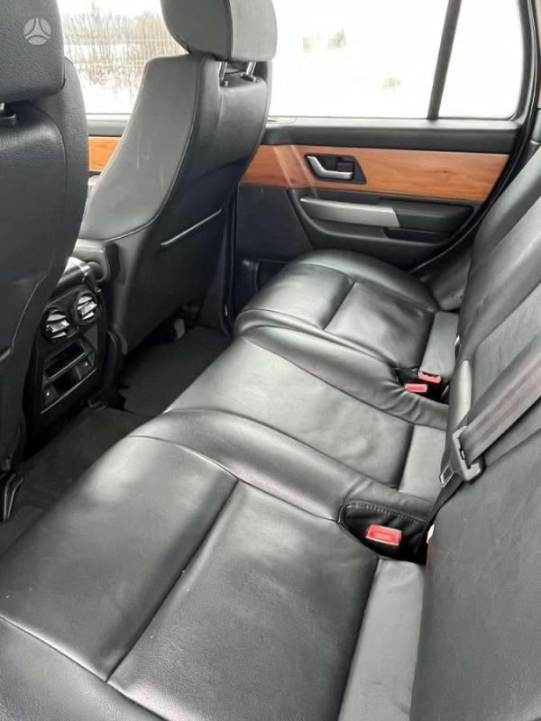 Pelēks Land Rover Range Rover Sport 2008 Kauņa, ar dzinēja tilpumu 3.63 L un nobraukumu 221 tūkst. km par 5000 €, foto 11 vietnē AUTOMOTO.COM.LV