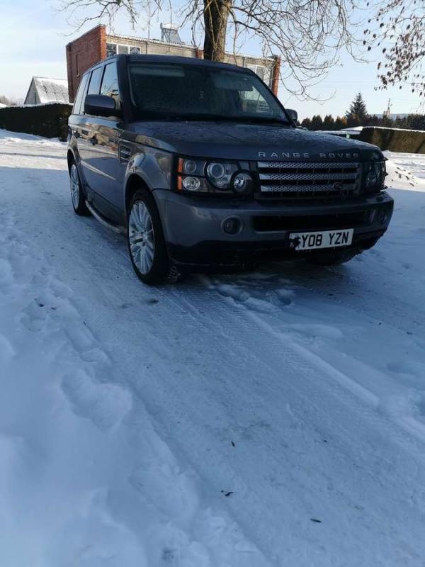 Grey Land Rover Range Rover Sport 2009 in Marijampole, with an engine capacity of 2.72 L and mileage of 130 thousand km for 2200 €, photo 3 on AUTOMOTO.COM.LV