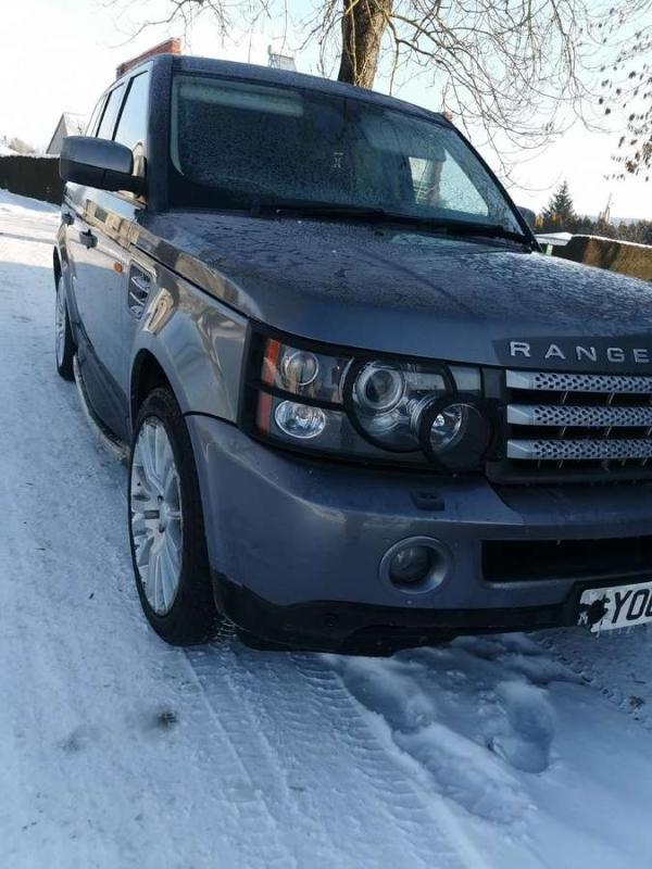 Grey Land Rover Range Rover Sport 2009 in Marijampole, with an engine capacity of 2.72 L and mileage of 130 thousand km for 2200 €, photo 4 on AUTOMOTO.COM.LV