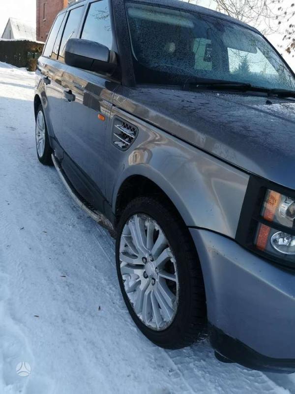 Grey Land Rover Range Rover Sport 2009 in Marijampole, with an engine capacity of 2.72 L and mileage of 130 thousand km for 2200 €, photo 5 on AUTOMOTO.COM.LV