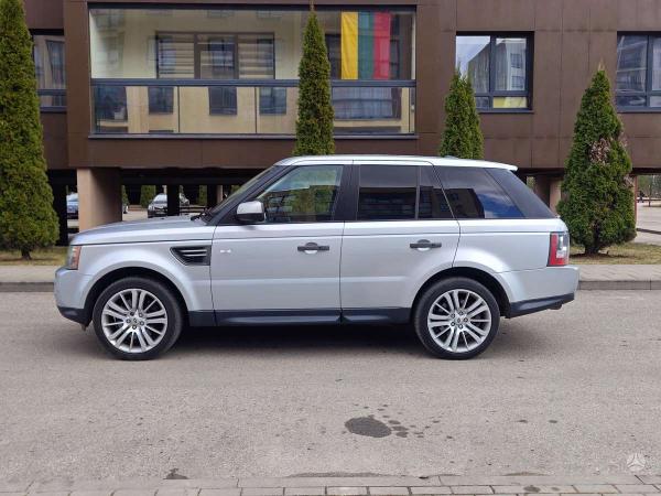 Pelēks Land Rover Range Rover Sport 2009 Viļņa, ar dzinēja tilpumu 2.99 L un nobraukumu 213 tūkst. km par 3350 €, foto 5 vietnē AUTOMOTO.COM.LV