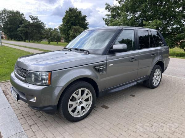 Grey Land Rover Range Rover Sport 2010 in Limbazi, with an engine capacity of 3.00 L and mileage of 364 thousand km for 7550 €, photo 1 on AUTOMOTO.COM.LV