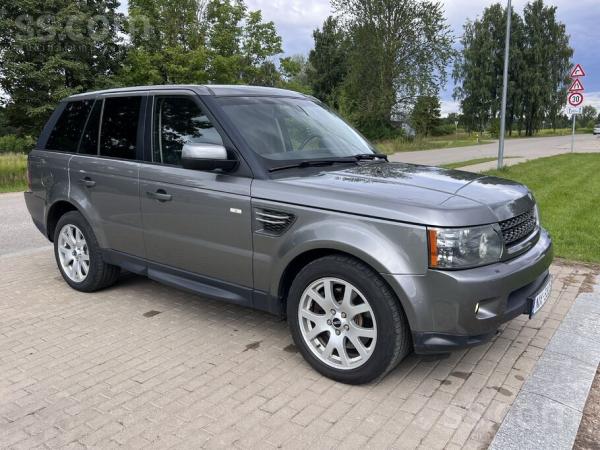 Grey Land Rover Range Rover Sport 2010 in Limbazi, with an engine capacity of 3.00 L and mileage of 364 thousand km for 7550 €, photo 3 on AUTOMOTO.COM.LV