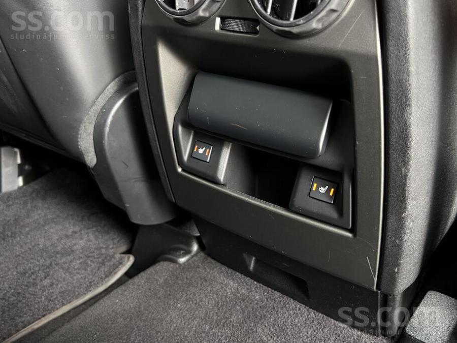Grey Land Rover Range Rover Sport 2010 in Limbazi, with an engine capacity of 3.00 L and mileage of 364 thousand km for 7550 €, photo 13 on AUTOMOTO.COM.LV