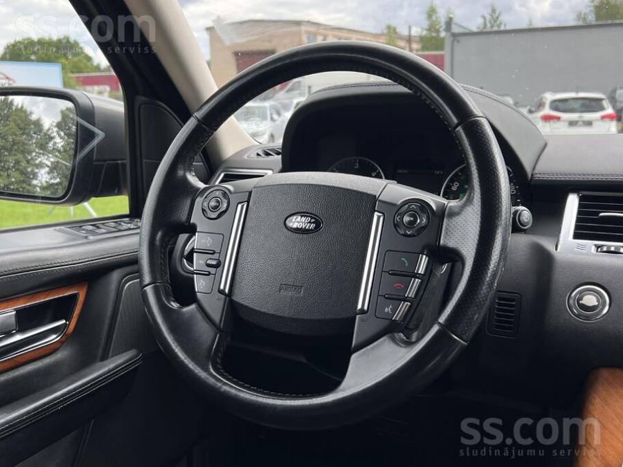 Grey Land Rover Range Rover Sport 2010 in Limbazi, with an engine capacity of 3.00 L and mileage of 364 thousand km for 7550 €, photo 15 on AUTOMOTO.COM.LV