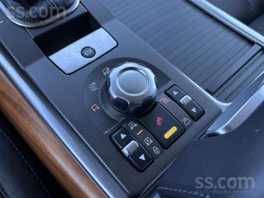 Grey Land Rover Range Rover Sport 2010 in Limbazi, with an engine capacity of 3.00 L and mileage of 364 thousand km for 7550 €, photo 20 on AUTOMOTO.COM.LV