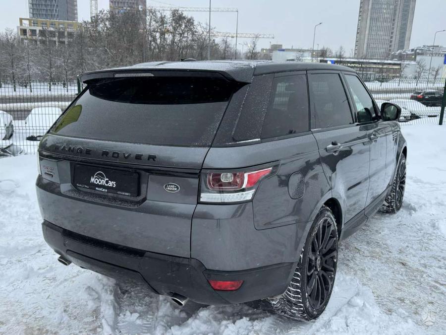 Pelēks Land Rover Range Rover Sport 2013 Viļņa, ar dzinēja tilpumu 2.99 L un nobraukumu 232 tūkst. km par 18500 €, foto 6 vietnē AUTOMOTO.COM.LV