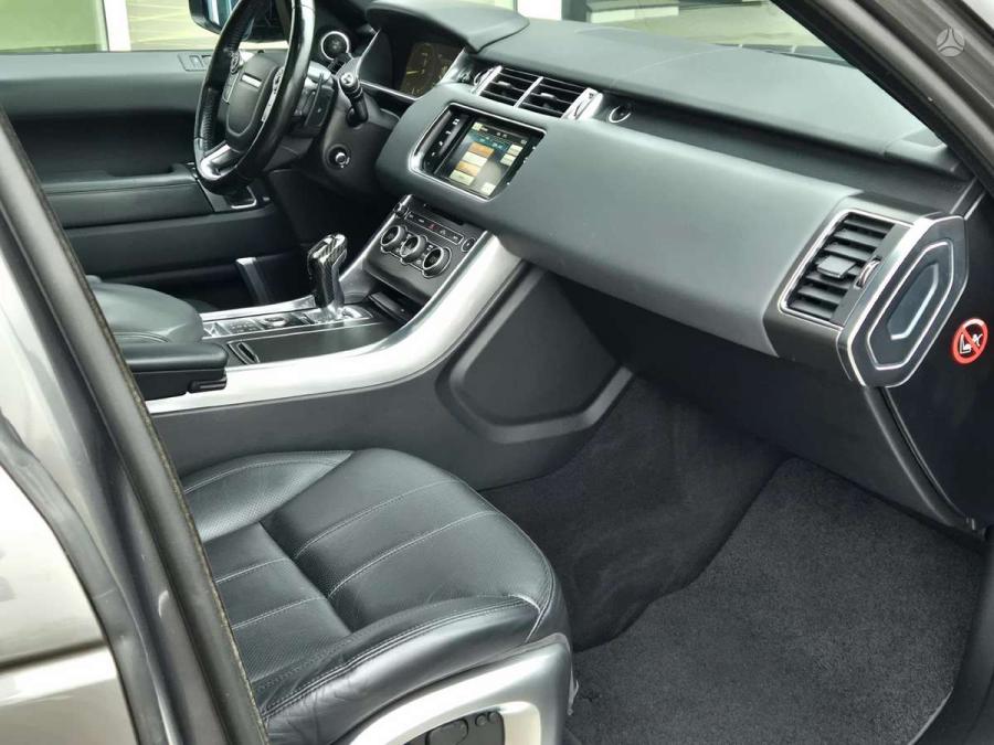 Pelēks Land Rover Range Rover Sport 2014 Viļņa, ar dzinēja tilpumu 2.99 L un nobraukumu 203 tūkst. km par 14950 €, foto 15 vietnē AUTOMOTO.COM.LV