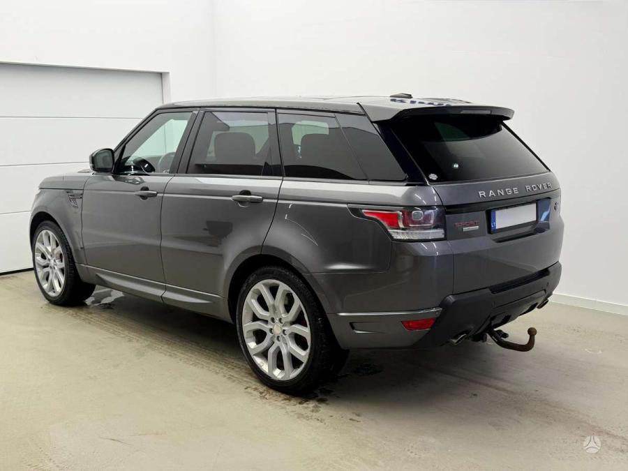 Pelēks Land Rover Range Rover Sport 2014 Viļņa, ar dzinēja tilpumu 2.99 L un nobraukumu 320 tūkst. km par 16500 €, foto 5 vietnē AUTOMOTO.COM.LV