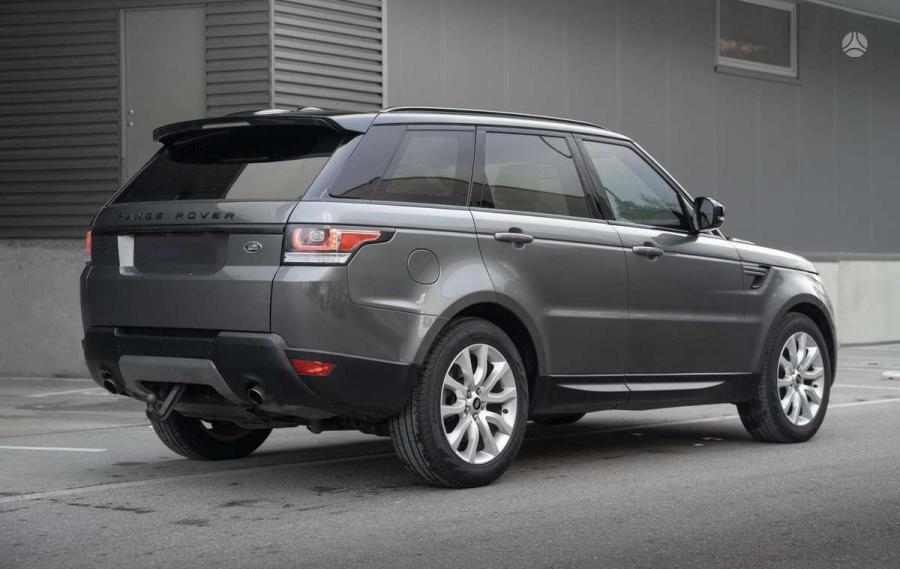 Pelēks Land Rover Range Rover Sport 2014 Viļņa, ar dzinēja tilpumu 2.99 L un nobraukumu 197 tūkst. km par 15000 €, foto 4 vietnē AUTOMOTO.COM.LV