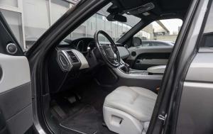 Pelēks Land Rover Range Rover Sport 2014 Viļņa, ar dzinēja tilpumu 2.99 L un nobraukumu 197 tūkst. km par 15000 €, foto 16 vietnē AUTOMOTO.COM.LV