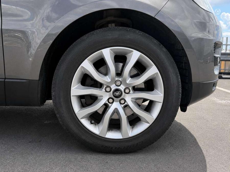 Pelēks Land Rover Range Rover Sport 2014 Viļņa, ar dzinēja tilpumu 2.99 L un nobraukumu 199 tūkst. km par 14600 €, foto 12 vietnē AUTOMOTO.COM.LV