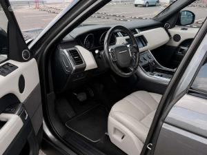 Pelēks Land Rover Range Rover Sport 2014 Viļņa, ar dzinēja tilpumu 2.99 L un nobraukumu 199 tūkst. km par 14600 €, foto 13 vietnē AUTOMOTO.COM.LV