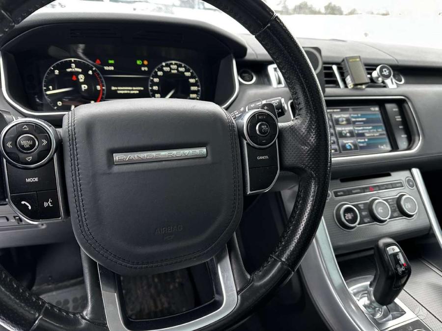 Pelēks Land Rover Range Rover Sport 2015 Viļņa, ar dzinēja tilpumu 2.99 L un nobraukumu 239 tūkst. km par 17600 €, foto 19 vietnē AUTOMOTO.COM.LV