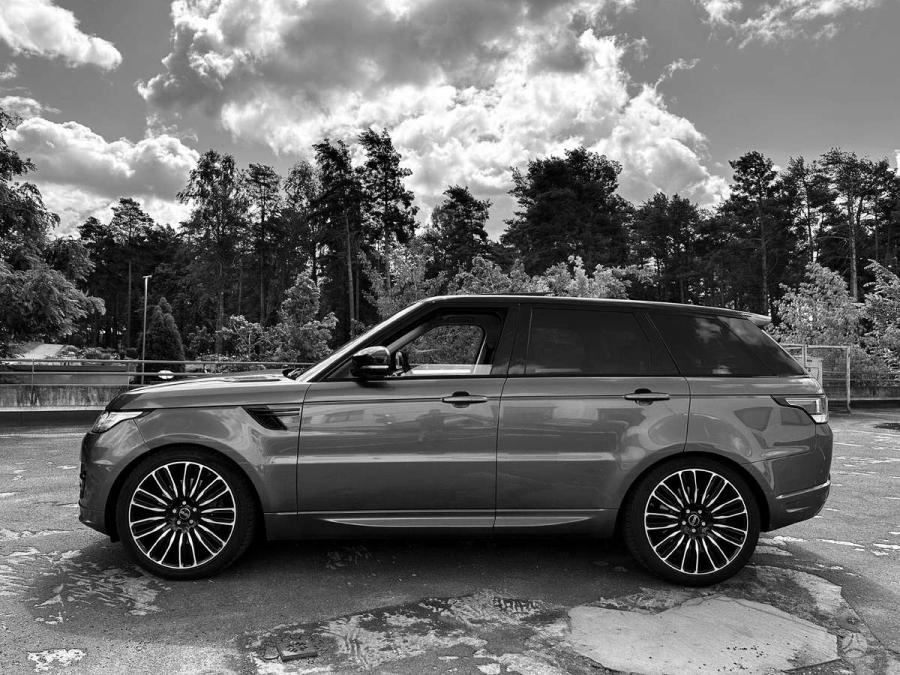 Pelēks Land Rover Range Rover Sport 2015 Viļņa, ar dzinēja tilpumu 2.99 L un nobraukumu 239 tūkst. km par 17600 €, foto 35 vietnē AUTOMOTO.COM.LV