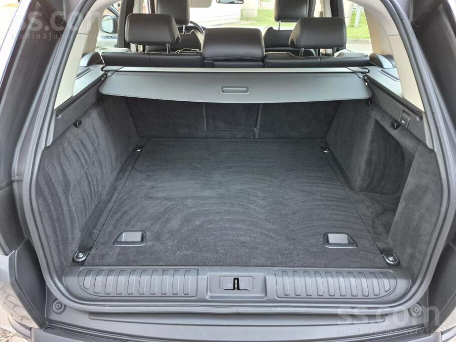 Grey Land Rover Range Rover Sport 2015 in Riga, with an engine capacity of 3.00 L and mileage of 171 thousand km for 16500 €, photo 14 on AUTOMOTO.COM.LV